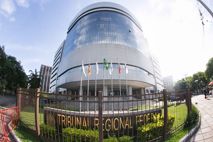 O novo golpe do TRF 4 a caminho - Antropofagista