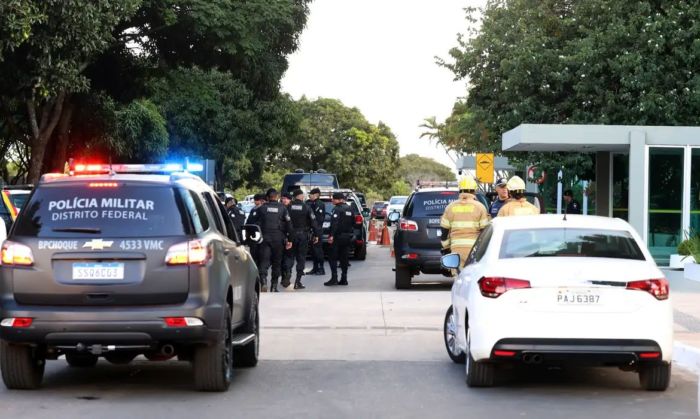 Homem-bomba preso pela polícia no DF chegou a entrar no plenário do STF ...